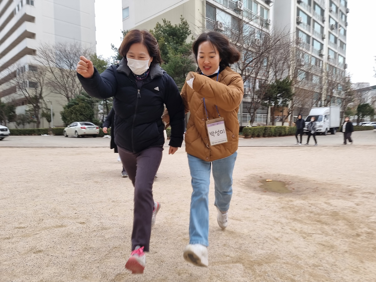 동네친구들 전래놀이 활동가 교육 4회기 쌩쌩이 공기놀이 가위바위보 긴줄넘기 8자놀이 달팽이놀이 떡장수 놀이