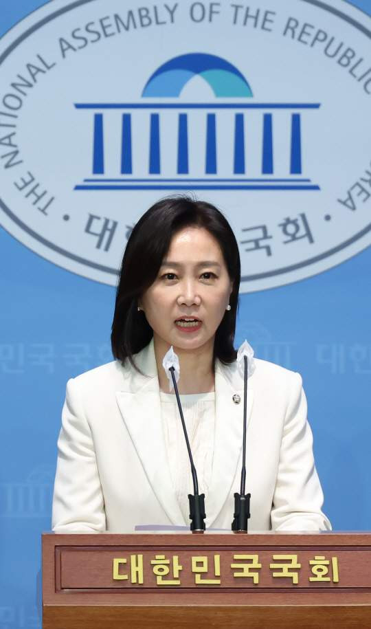 허은아 국회의원 프로필 나이 고향 학력 당대표 이준석 갈등