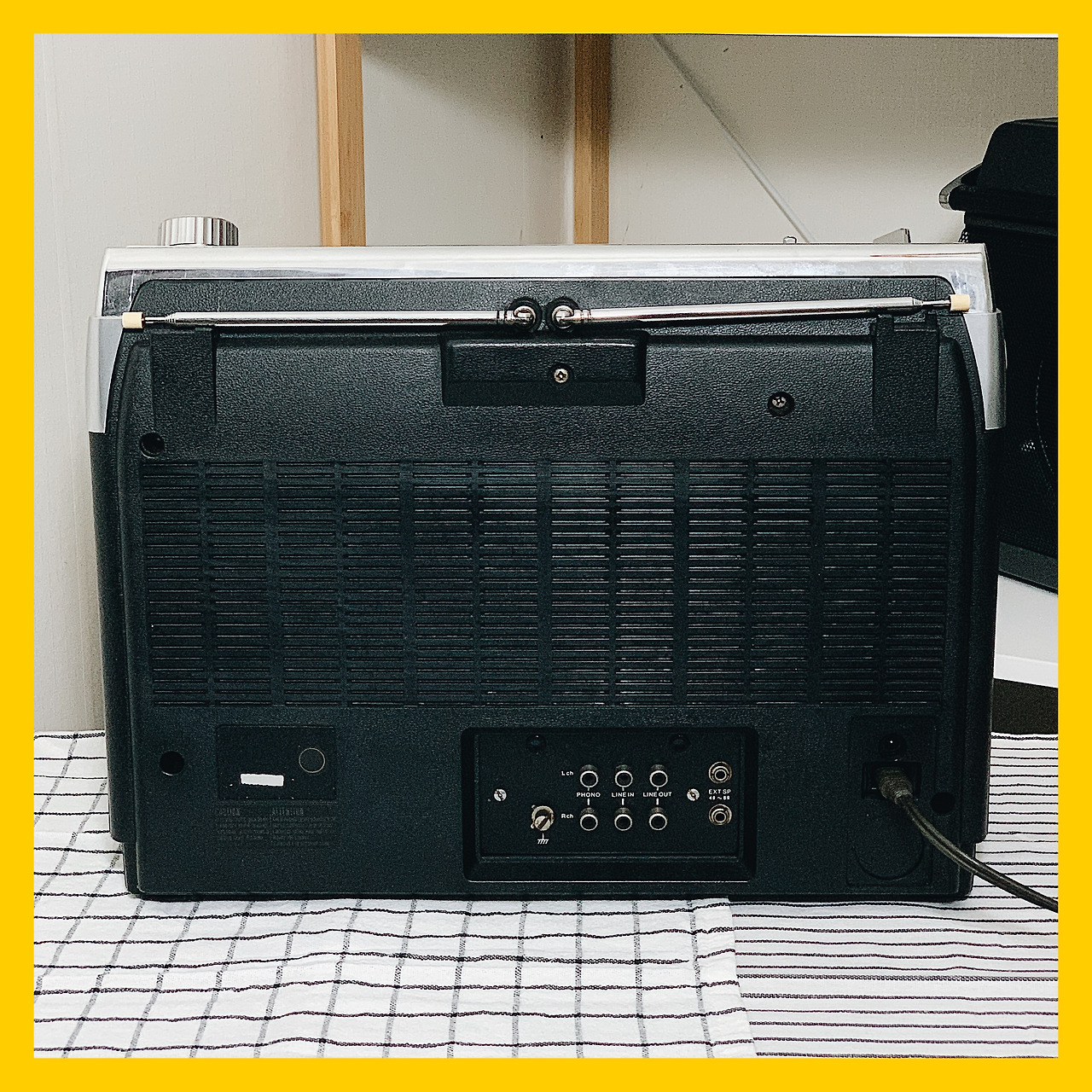 45년 전부터 들려온 소리 SONY CF-580