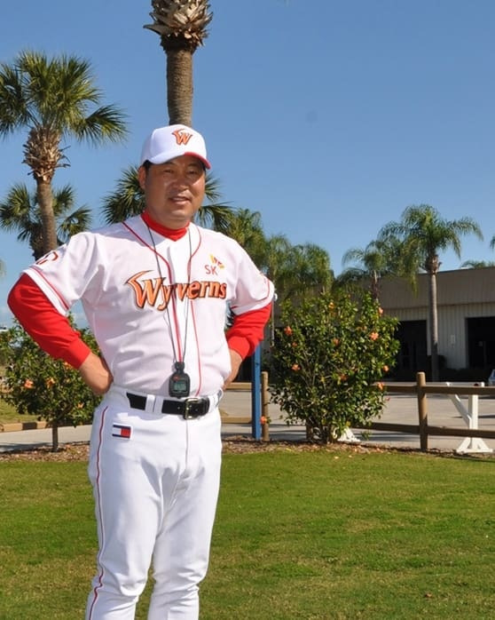 야구로 인도차이나반도에 복음 심는 이만수 전 감독