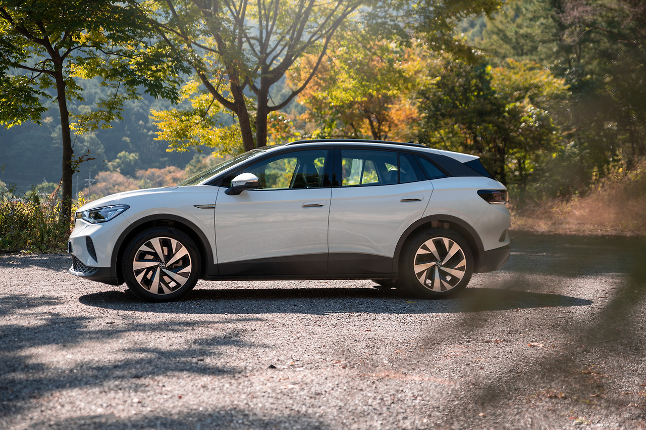 폭스바겐 ID4 막상 타보니까....