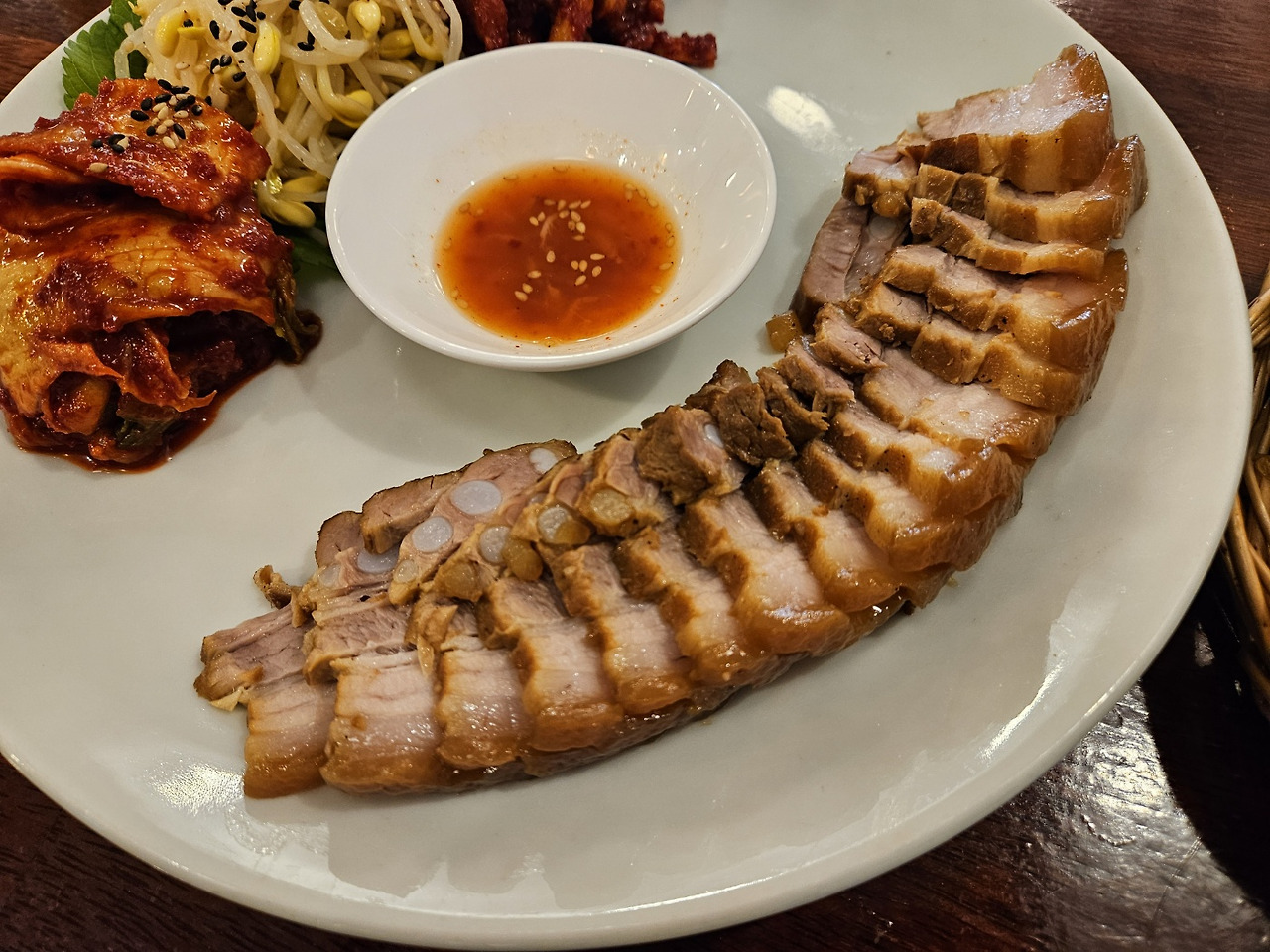 Cheongdam Bossam: A Taste of Moonlight Bossam's Return by the 사장님 ...