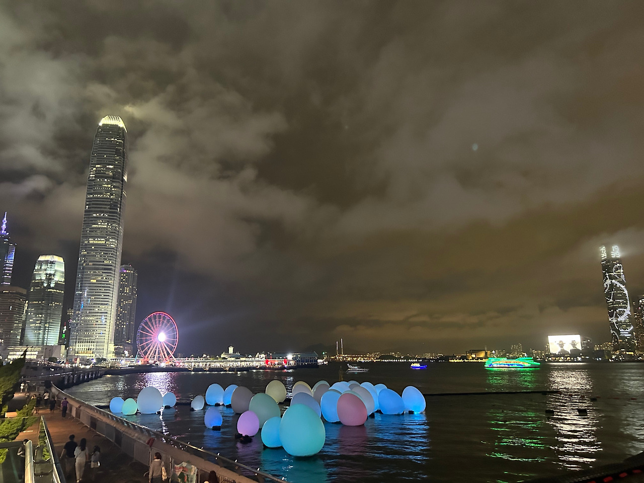 팀랩(teamLab)의 전시