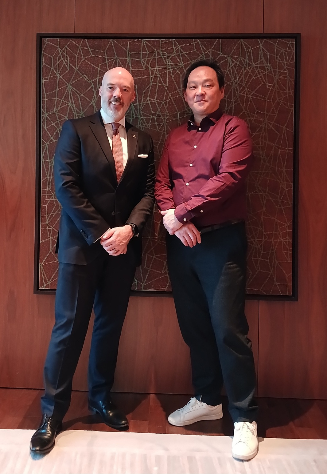 [인터뷰] Mark Meaney