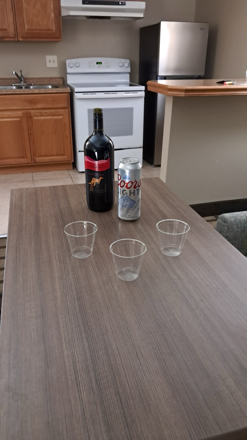 12화 여행 9일 차, 10달러 와인 마시며 하는 로드트립