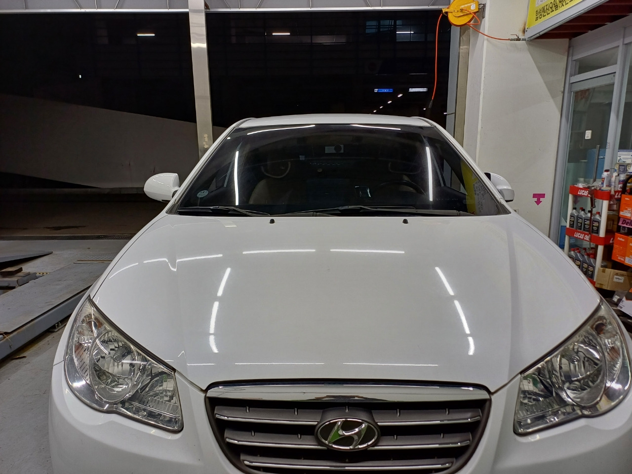 아반떼hd 자동차 백밀러가 접히지 않고 드르륵 윙윙 모터 돌아가는 소리가 계속 들림 자동차 사이드미러가 안 접히는 고장 수리빽미러 접힘 안됨 백밀러 모터 기어 고장