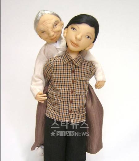 사진 섬세한 바느질 헝겊인형