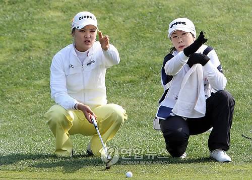 KLPGA 개막전 유소연 "이쪽은 어때요"