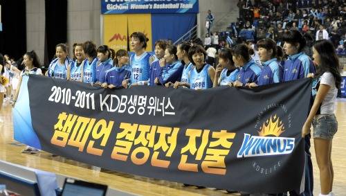 [WKBL PO] 뚝심의 KDB생명, 신한-삼성 양강구도 종결