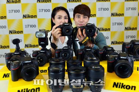 니콘 D7100 발표