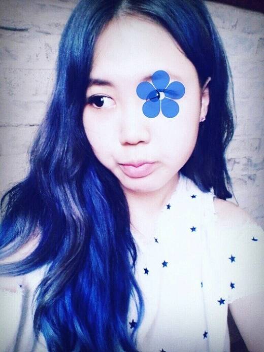 박지민 파란색 머리로 파격 변신 신비로운 분위기 잘 어울리네
