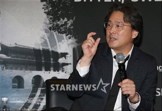포토 박찬욱 감독 고진감래 각본 없어 힘들어