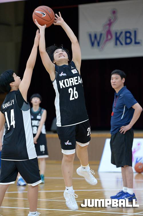 [WKBL 유소녀 캠프] 광주수피아여중 정금진, '내 슛을 막아봐'