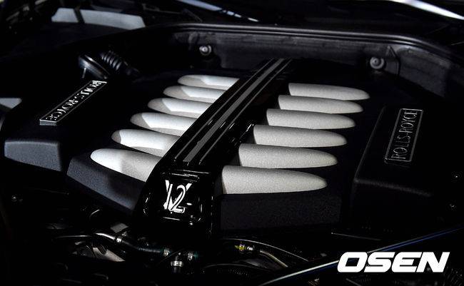 [사진]'롤스로이스 고스트 II'의 심장, V12 트윈 터보엔진