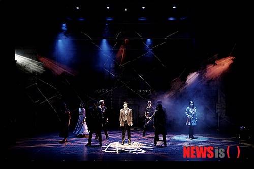 리뷰 타임머신 타고 돌아온 뮤지컬 셜록홈즈 앤더슨가의 비밀