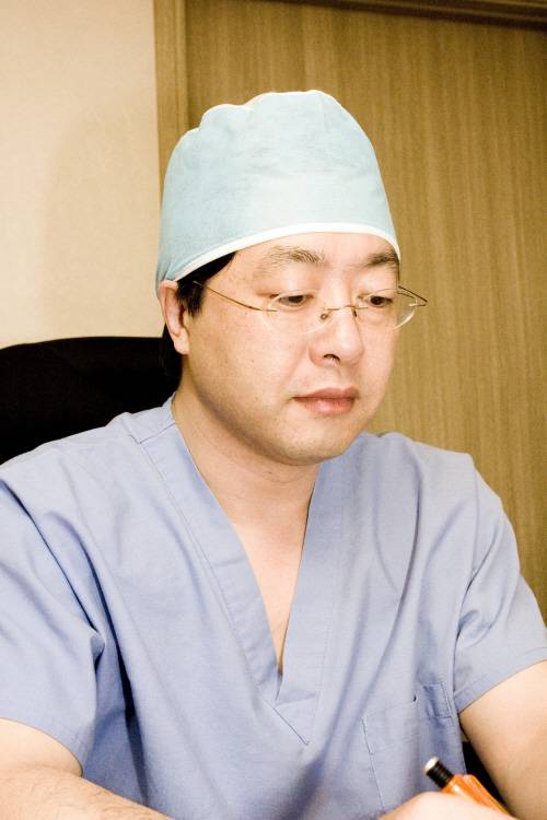 간편한 제트 리프팅 얼굴 주름·처짐 개선에 효과적