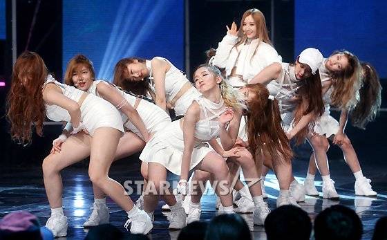 포토 우주소녀 무대가 꽉 차네