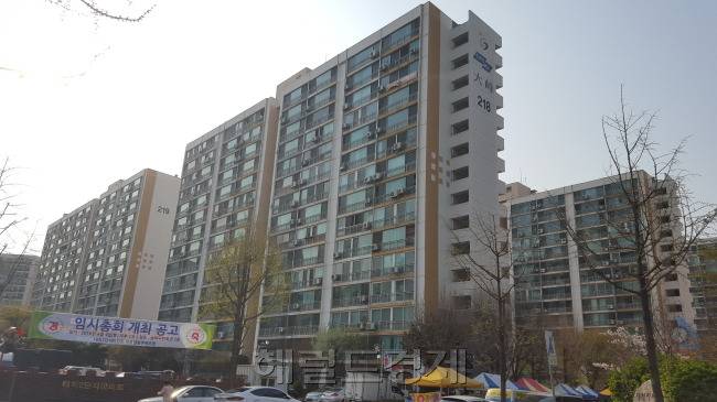 개포發 재건축 빅뱅 ① 개포 저층 소유자 대치동 15층 이하 아파트 보러 다닌다