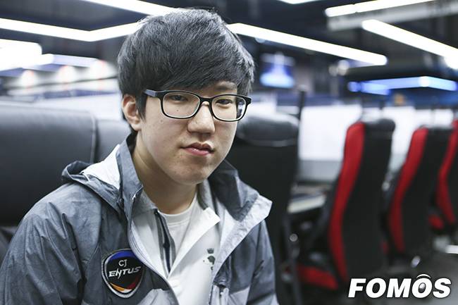 Gsl 예선 Cj 신희범 게임 내에서 집중한 덕분에 승리