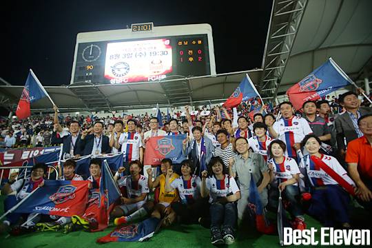 [B11포토] 깃발더비 수원FC의 승리입니다