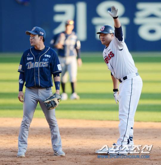 [포토] 적시타 오재일, 한점 더 도망간다!