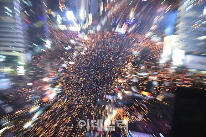 포토 광화문 어둠 밝히는 촛불민심