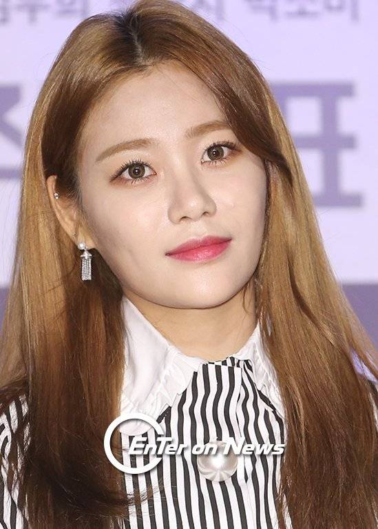 [ON포토] AOA 유나, '깊이를 알수없는 눈망울'