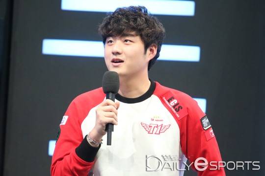 롤챔스 Sk텔레콤 뱅 배준식 서포터를 위한 상도 만들어주길