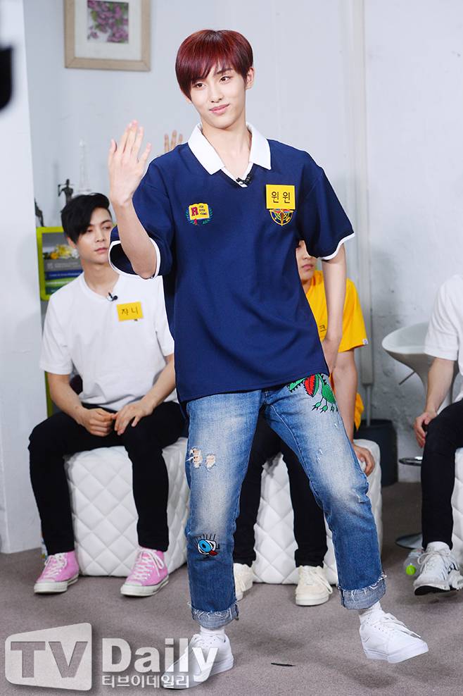 [TD포토] NCT 127 윈윈 '광장댄스, 나만 따라와!'