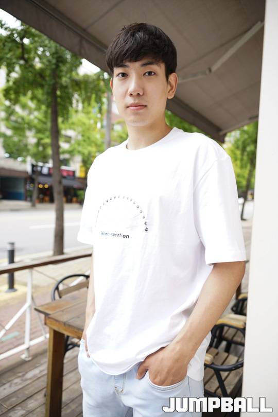 [JB포토] 훤칠한 키와 외모를 지닌 이민영