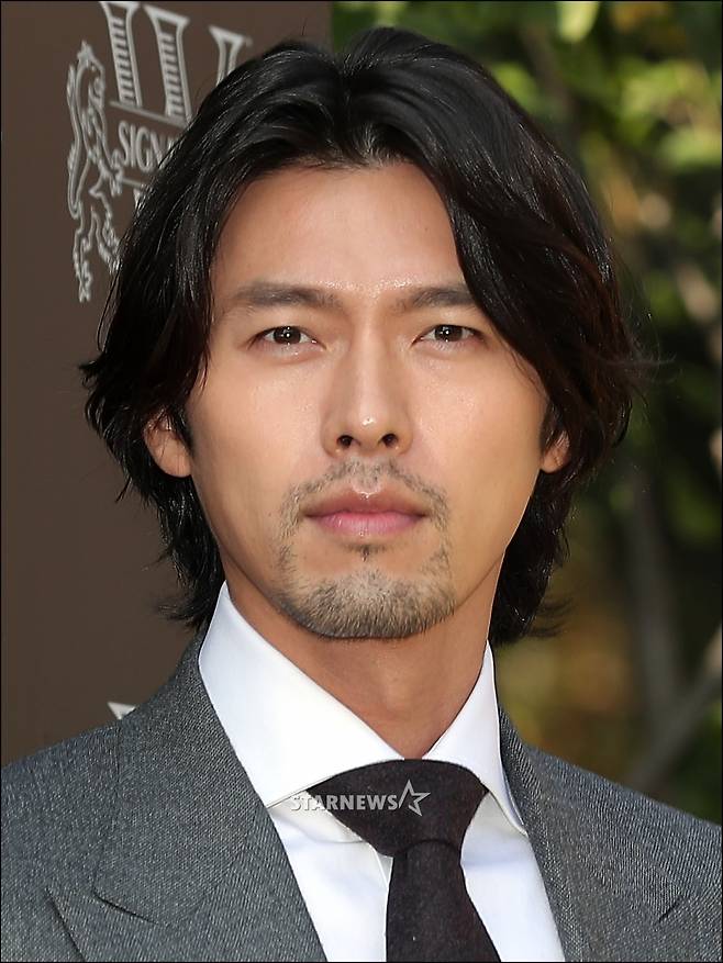 포토 현빈 따라할 수 없는 수염긴머리