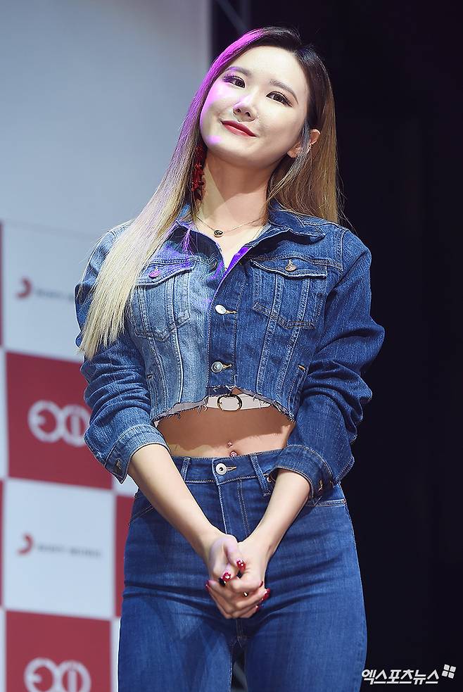 [엑's HD] EXID LE '눈빛에 빠져든다'