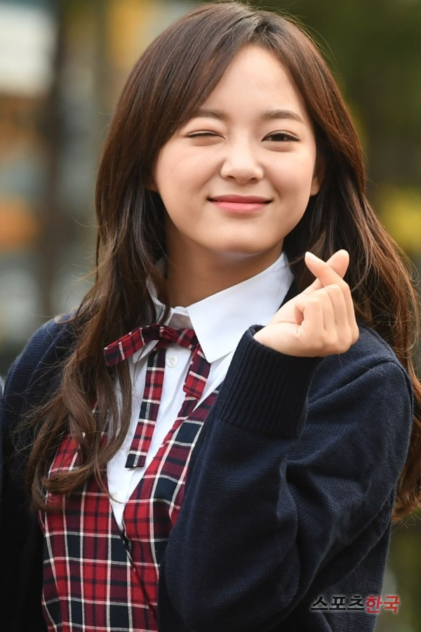 구구단 세정 깜찍한 윙크와 하트뮤직뱅크 출근길