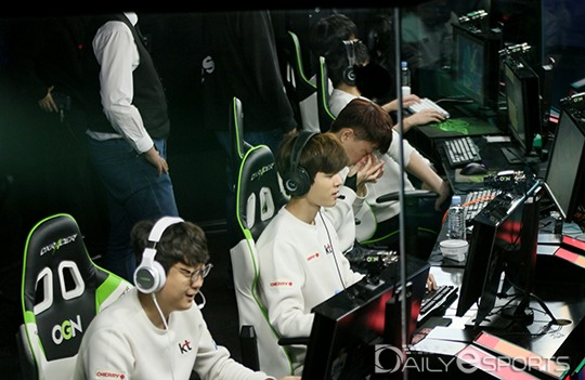 Kespa컵 결승 Kt 역대급 혈전 끝에 롱주 제압 Kespa컵 왕좌 차지