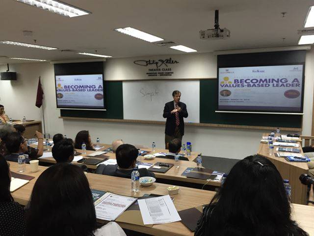다시 읽는 동남아 기지개 켜는 Mba 교육