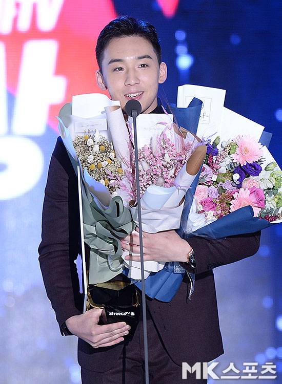 금강연화 '아프리카TV BJ 라이프 부문 대상 수상' [MK포토]