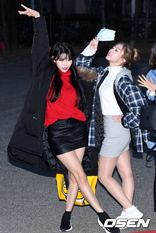 사진 러블리즈 이미주 서지수모델 뺨치는 완벽 몸매