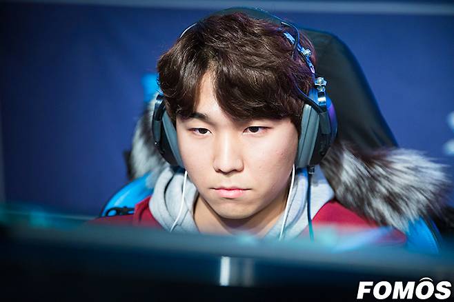 Gsl 전태양과 장기전 승리한 박령우 어윤수까지 꺾고 8강 진출