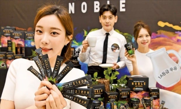 노화방지 성분 폴리페놀 많은 커피