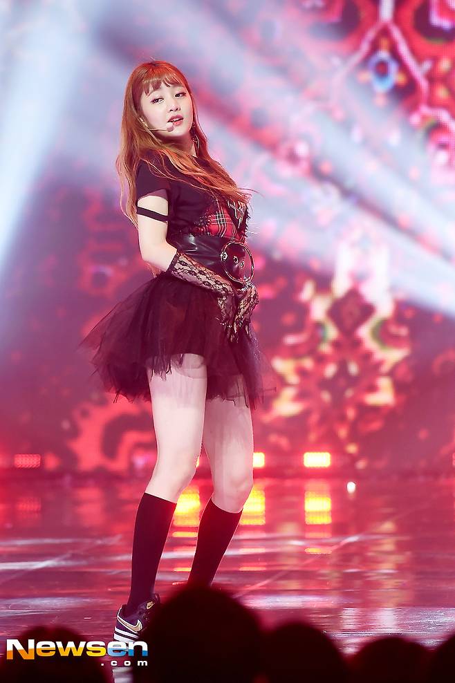 포토엔hd 여자아이들 민니 카리스마 넘치는 눈빛