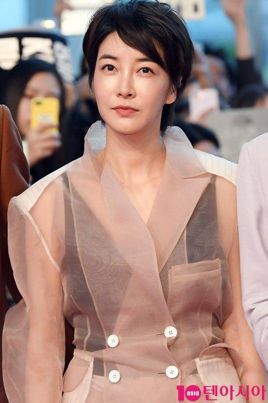 Ten Photo 진서연 큰 눈이 매력적