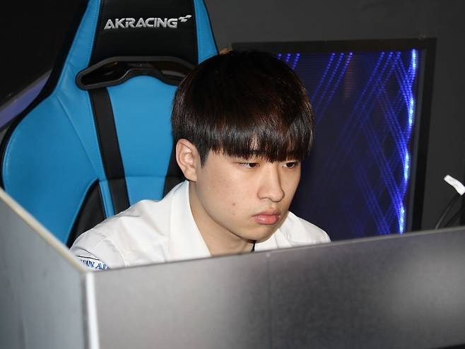 Gsl 결승 조성주 주성욱의 연속 공격 모두 막고 대역전승 2연속 우승