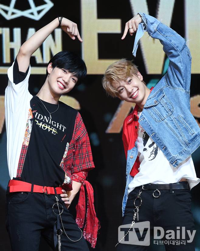 [TD포토] MXM 임영민-김동현 '잘 부탁드려요~'