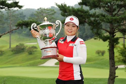 [KLPGA] 이소영, 올포유 챔피언십 정상..시즌 3승