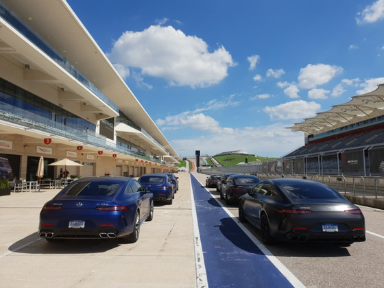 J가 타봤습니다 스포츠카의 야성 가족과 함께4인승으로 태어난 Amg Gt