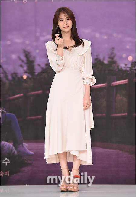 Md화보 자칫하다 넘어지겠어한승연 보기만 해도 아찔한 킬힐