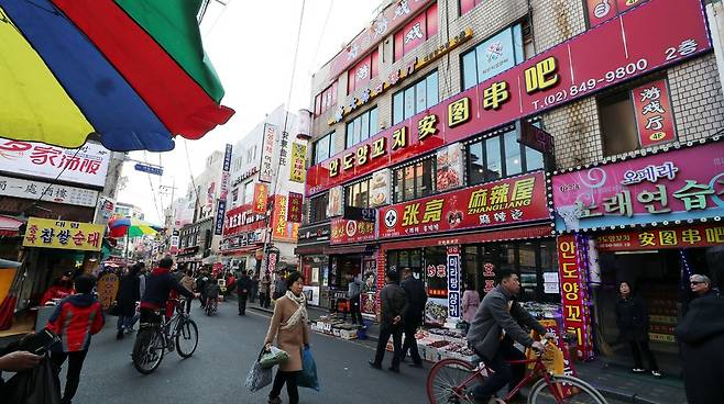 강력 사건만 터지면 '조선족 괴담'..혐오에 멍드는 가슴