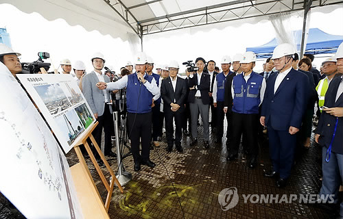 문대통령 한국기업 싱가포르지하철 건설현장 방문가슴뭉클