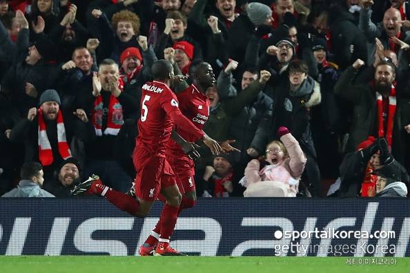 [EPL 17R] '샤키리 2골' 리버풀, 맨유 3-1 격파..'57개월 만의 승리+1위'