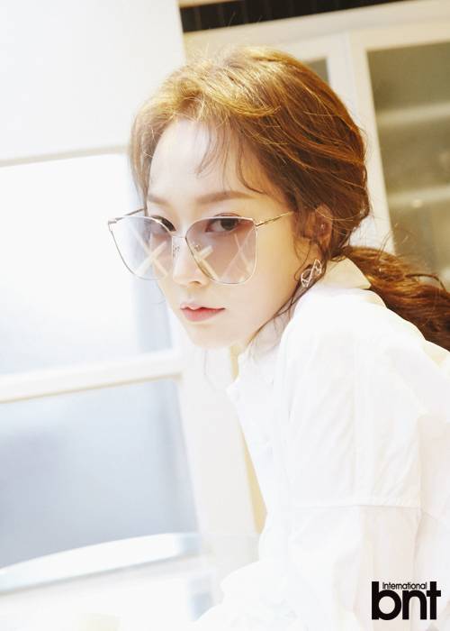 [bnt화보] 연민지 "고등학생 시절 SM 연습생 지내, 축제 때 운 좋게 캐스팅"